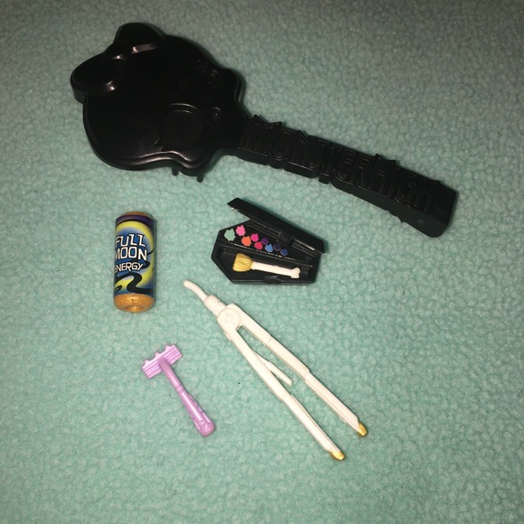 monster high | Toys | From Monster High Room To Howl Bunk Bed Dead ...